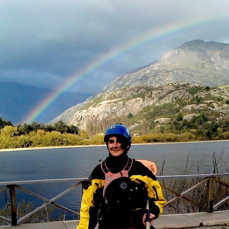 Rowing to independence in Chile